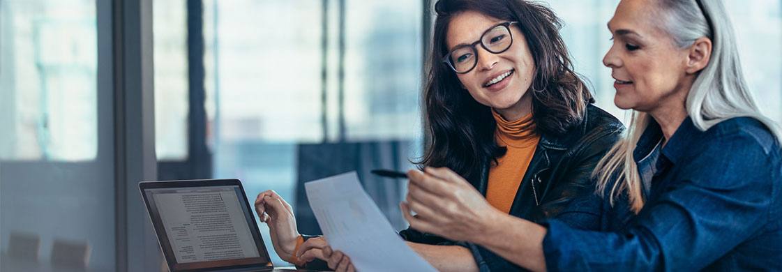 How to Evaluate & Negotiate Job Offers in Healthcare How to Evaluate & Negotiate Job Offers in Healthcare