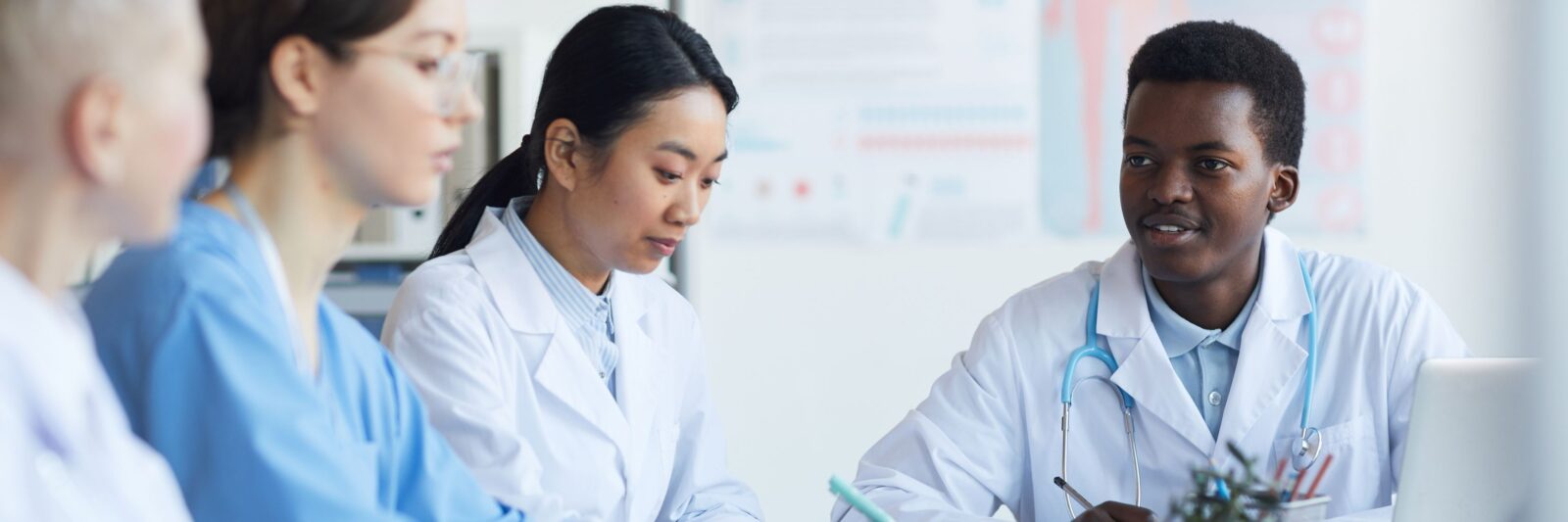 Differences Between Healthcare Management and Administration