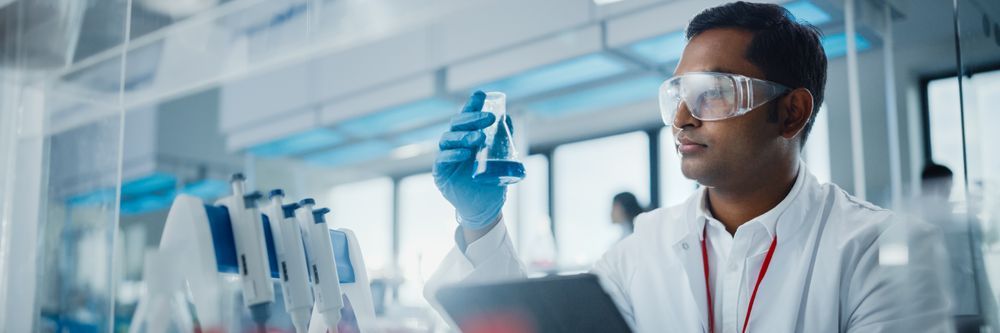 Online Health Science Certificates: Compare Programs & More